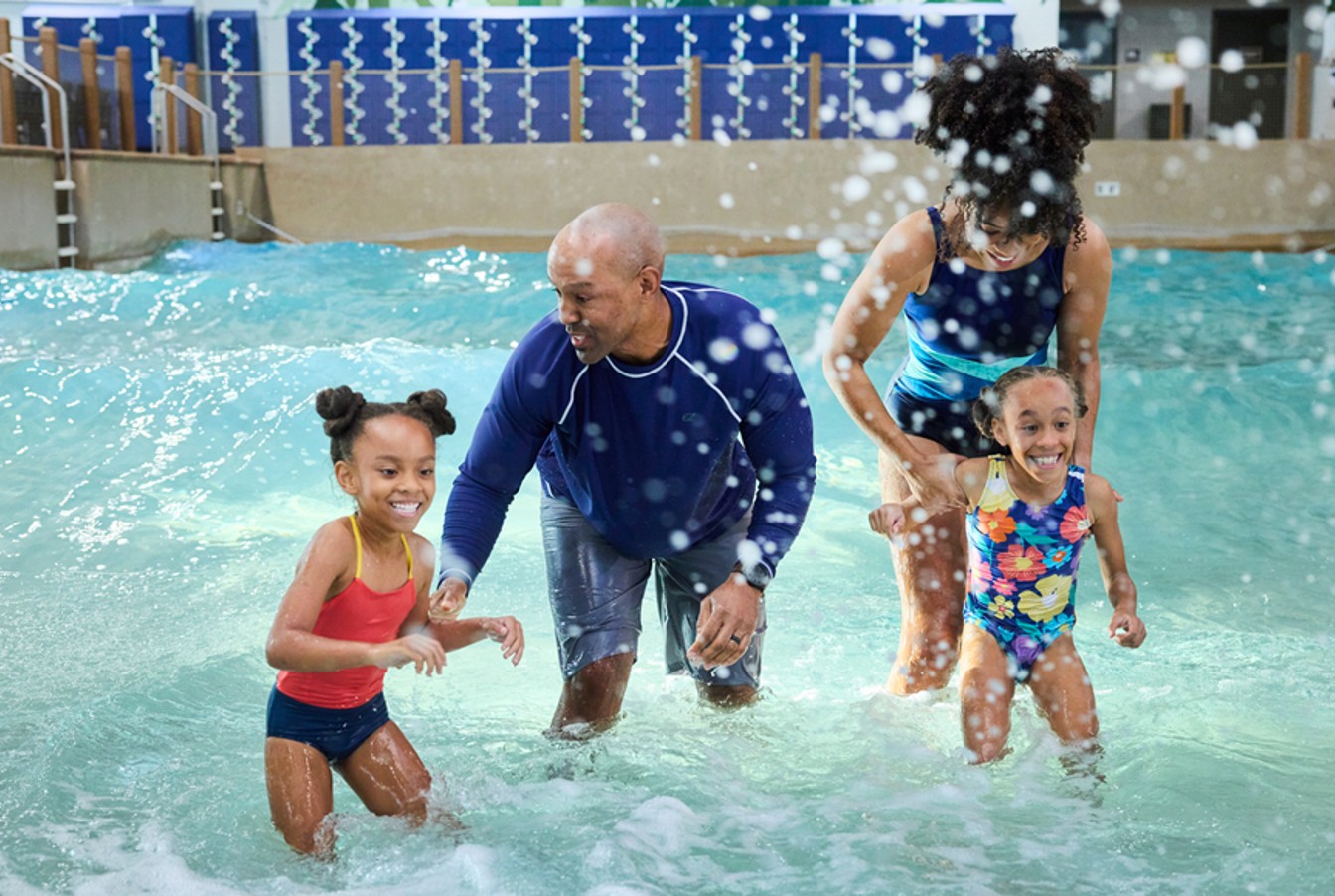 CONNECTICUT Resort at Great Wolf Lodge | Family Resort in Mashantucket, CT