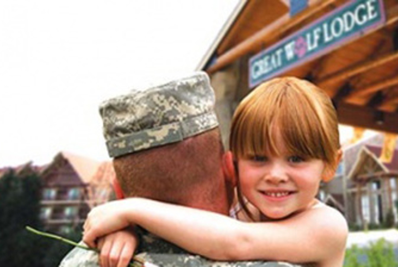 NIAGARA FALLS Resort at Great Wolf Lodge | Family Resort in Niagara ...