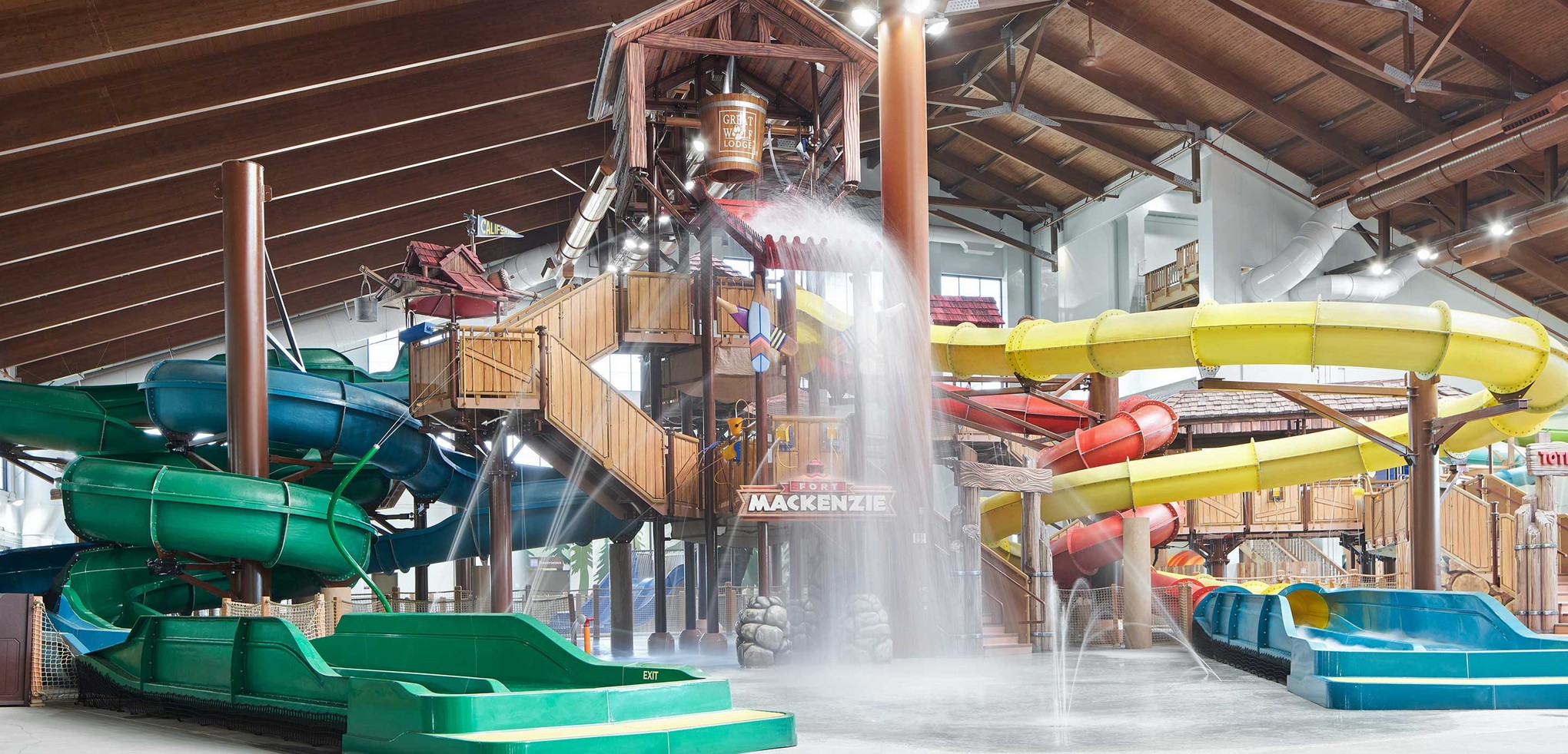 Slap Tail Pond | Indoor Wave Pool | Great Wolf Lodge San Francisco ...