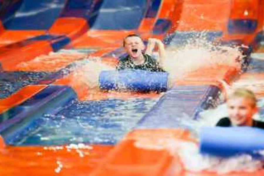 Indoor Water Park & Rides near Baltimore, MD | Great Wolf Lodge