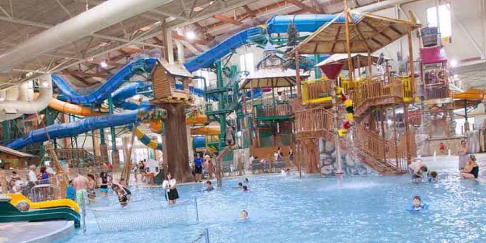 Chipmunk Cove Indoor Kiddie Pool in Niagara | Great Wolf Lodge